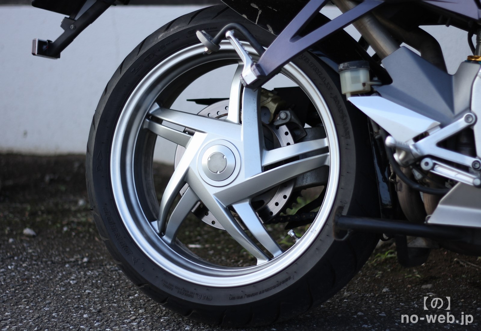 aprilia RST1000 FUTURA (アプリリア フツーラ) 基本情報 | 【の】web